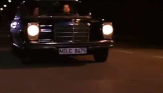 IMCDb.org: 1972 Mercedes-Benz 280 Series I [W114] in "Cascadeur, 1998"