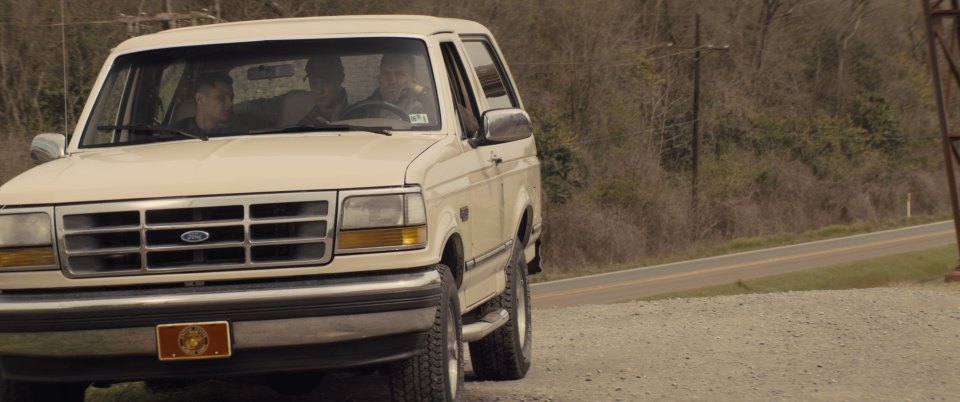IMCDb.org: 1992 Ford Bronco XLT [U15] in "Semper Fi, 2019"