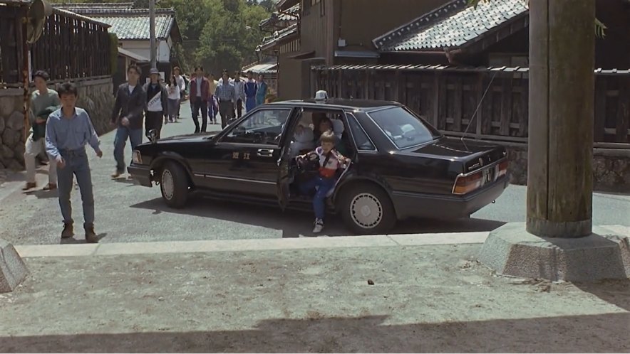IMCDb.org: 1989 Nissan Cedric [Y31] in "3 Ninjas Kick Back, 1994"