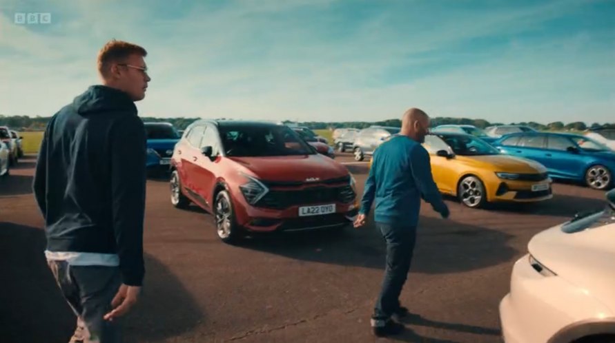 IMCDb.org: 2022 Kia Sportage HEV GT-Line S 4x4 [NQ5] in "Top Gear, 2016-2022"