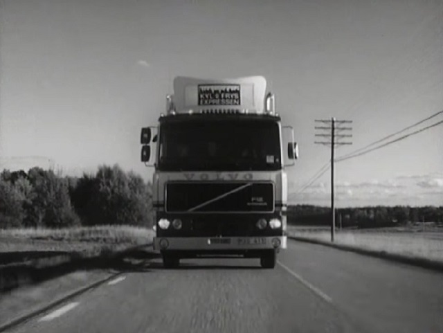 IMCDb.org: Volvo F12 in "Hästens öga, 1987"