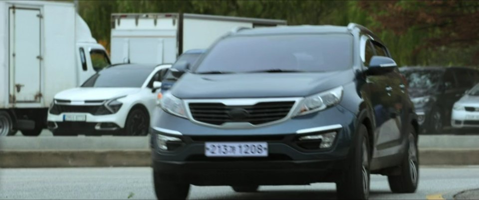 IMCDb.org: 2021 Kia Sportage [NQ5] in "한강 (Han River Police), 2023"