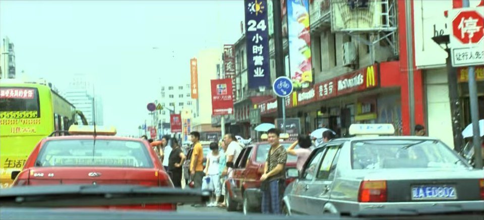 IMCDb.org: 1991 FAW-Volkswagen Jetta A2 [Typ 19E] in "크로싱 (Crossing), 2008"