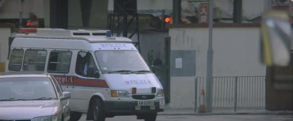 IMCDb.org: 1995 Ford Transit HK Police MkIII in "Hak se wui yi wo wai kwai, 2006"