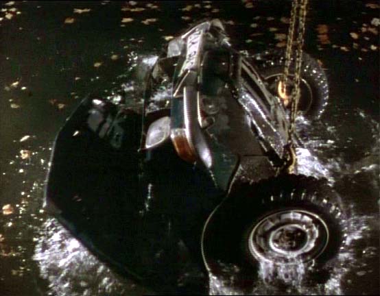 IMCDb.org: 1970 SAAB 99 in "Anmäld försvunnen, 1986"