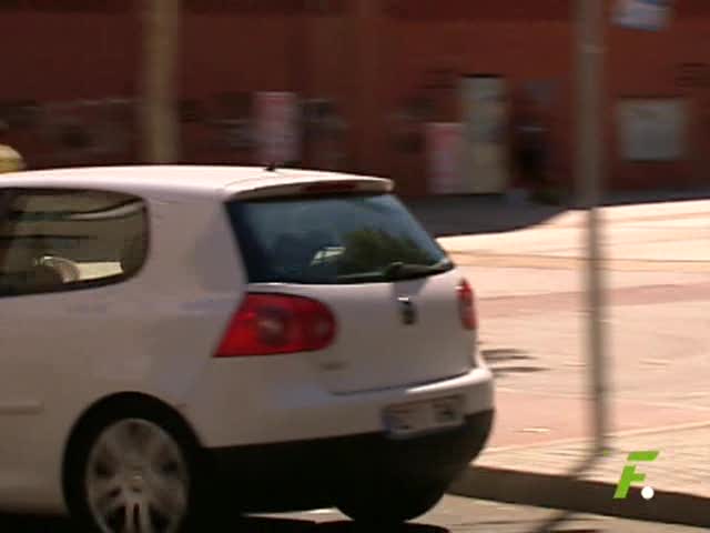 IMCDb.org: 2008 Volkswagen Golf GT Sport V [Typ 1K] in "De repente, los Gómez, 2009"