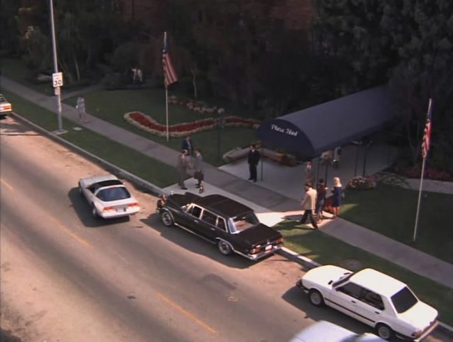 IMCDb.org: Mercedes-Benz 600 [W100] in "Scarecrow and Mrs. King, 1983-1987"