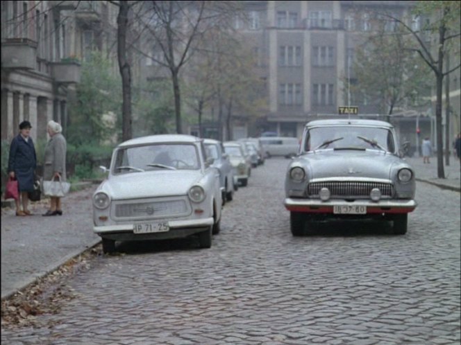 IMCDb.org: 1967 Trabant 601 [P601] in "Polizeiruf 110 - Lohnraub, 1974"
