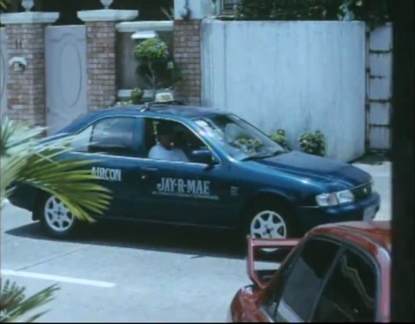 IMCDb.org: 1995 Nissan Sentra [B14] in "Laro sa baga, 2000"