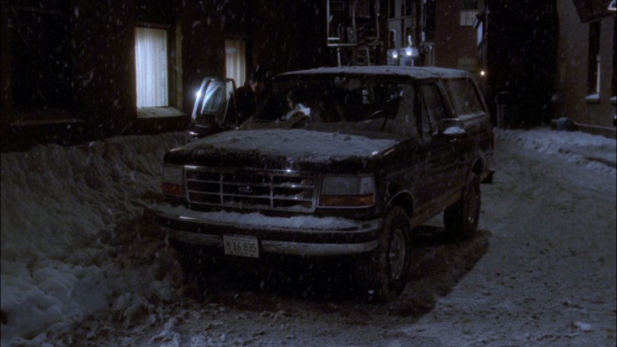 IMCDb.org: 1992 Ford Bronco Eddie Bauer [U15] in "ER, 1994-2009"