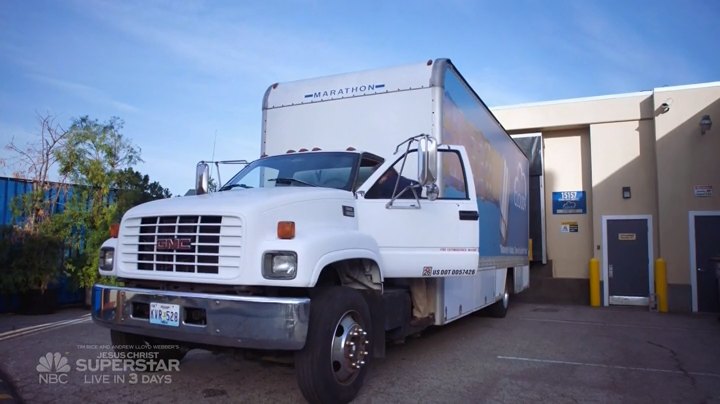 IMCDb.org: 1997 GMC TopKick C-Series Marathon [GMT530] in "Superstore ...