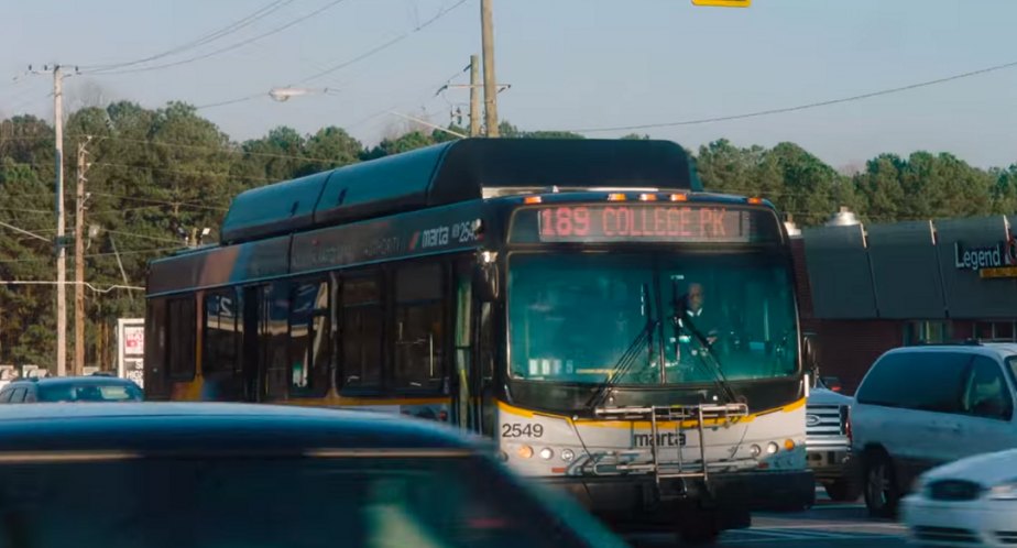 IMCDb.org: 2010 New Flyer C 40 LFR in "2 Chainz Feat. YG, Offset: Proud ...