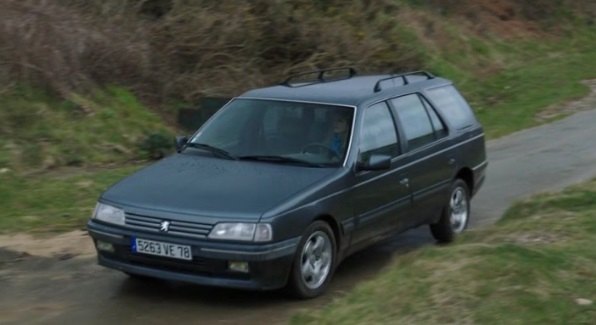 IMCDb.org: 1988 Peugeot 405 Break in "Week-ends, 2014"