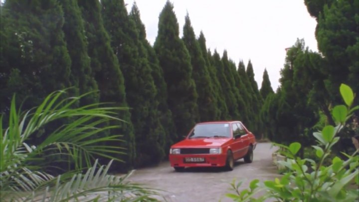 IMCDb.org: 1979 Mitsubishi Lancer [A170] in "Lie mo qun ying, 1989"