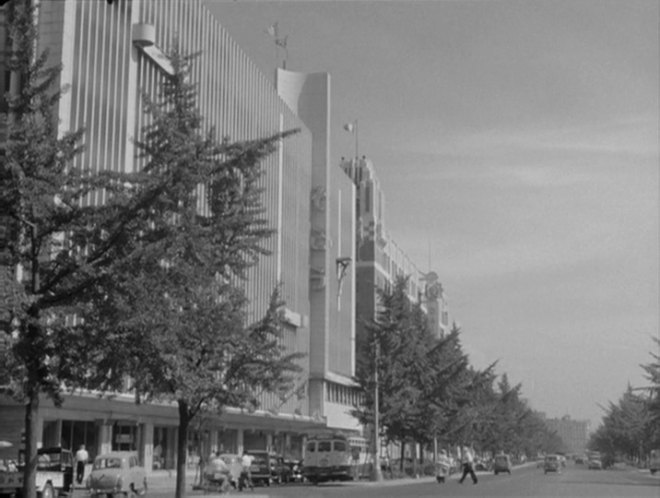 IMCDb.org: 1953 Ohta Sedan [PA-5] in "Ginza 24 chou, 1955"