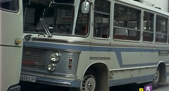 IMCDb.org: 1966 Sava-Austin S-450 A in "De Picos Pardos a la ciudad, 1969"