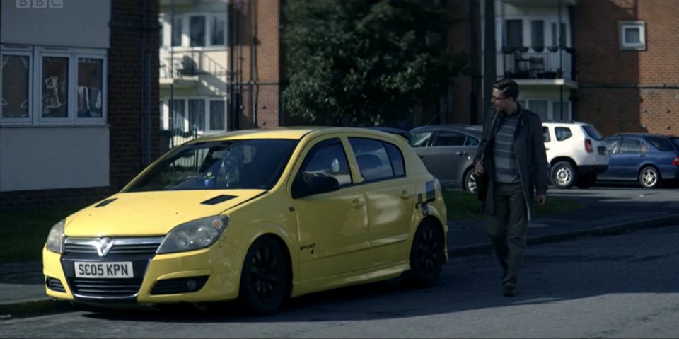 IMCDb.org: 2005 Vauxhall Astra 1.7 CDTi Club MkV in "Four Lives, 2022-2023"