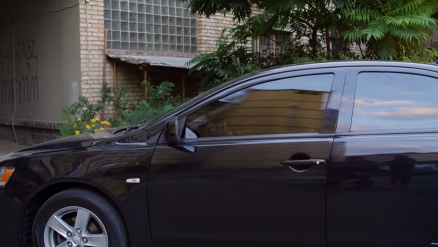 IMCDb.org: 2008 Mitsubishi Lancer [CY] in "Vladimirskaya, 15, 2015-2016"