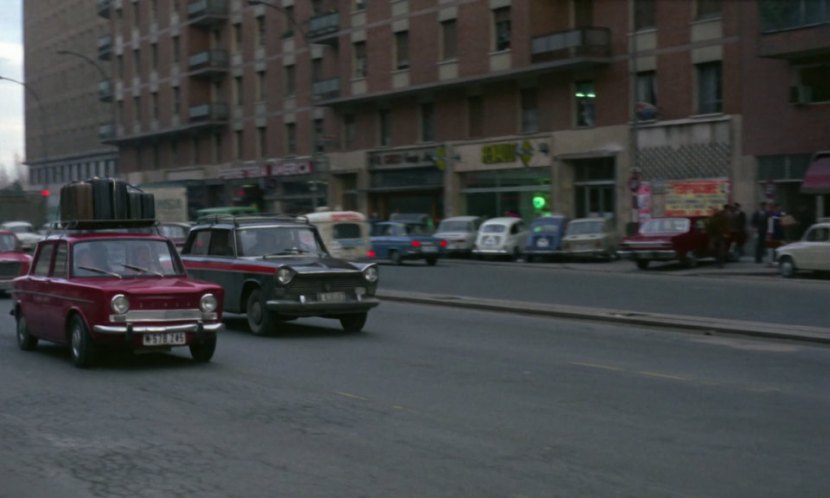 IMCDb.org: 1967 Simca 1000 Barreiros [950] in "Mi marido y sus ...