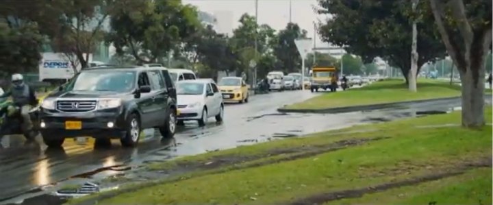 IMCDb.org: 2012 Honda Pilot [YF] in "El reality, 2018"