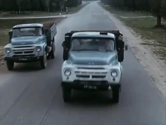 IMCDb.org: 1964 ZiL 130 in "Спеши строить дом (Hurry Up to Build a House), 1971"