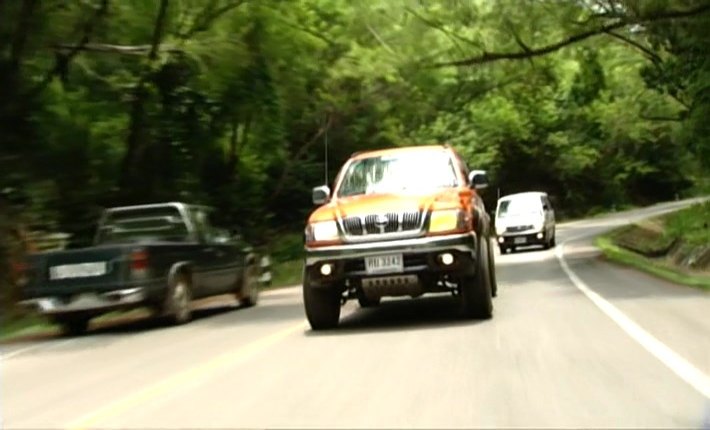 IMCDb.org: Isuzu TFR [TF] in "Nariphon, 2006"