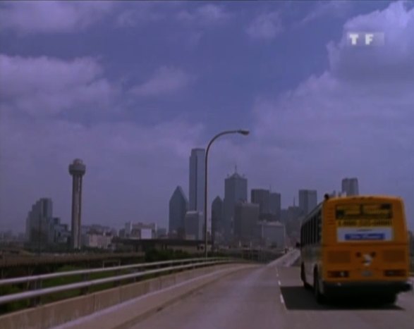 IMCDb.org: Neoplan AN 440 A Transliner in "Walker, Texas Ranger, 1993-2001"
