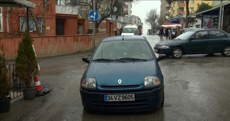 IMCDb.org: 1995 Proton 400 in "Arka sokaklar (Back Streets), 2006-2025"