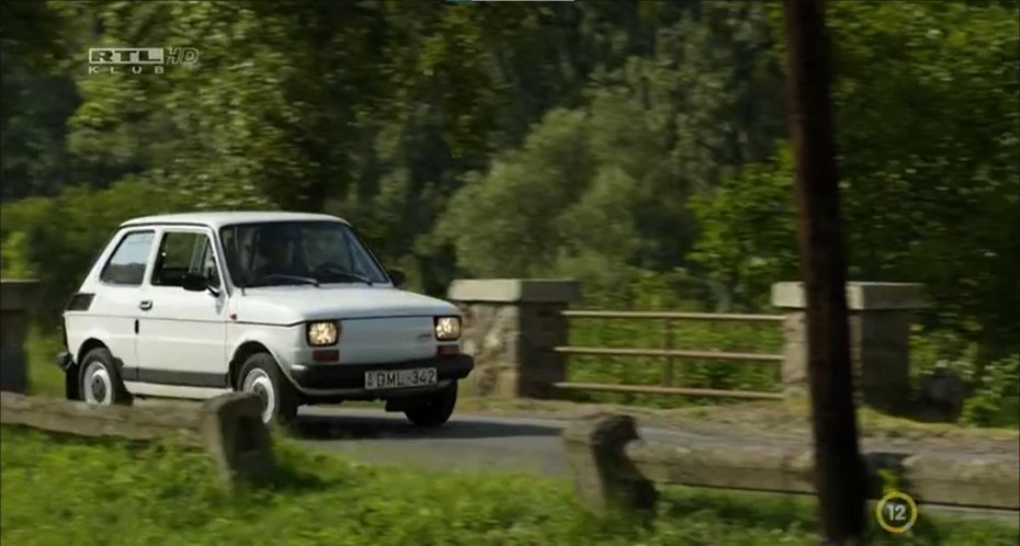 IMCDb.org: 1990 Polski Fiat 126p 650 E [126A.1/FL] in "A mi kis falunk ...