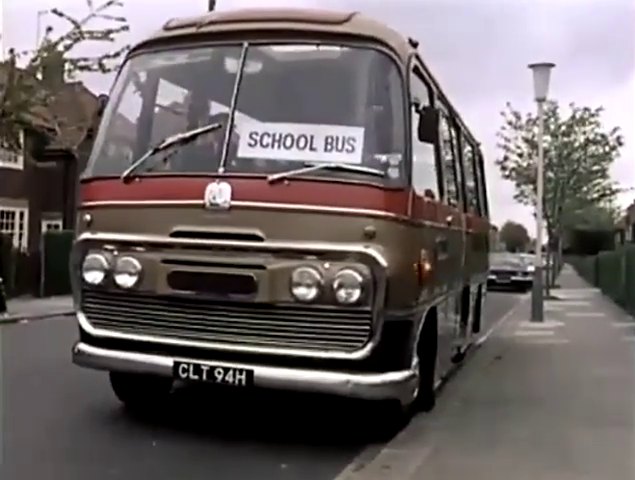 IMCDb.org: 1970 Bedford VAS 5 Plaxton Panorama III in "Z Cars, 1962-1978"