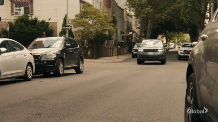 IMCDb.org: BMW X5 [E70] in "The Equalizer, 2021-2025"