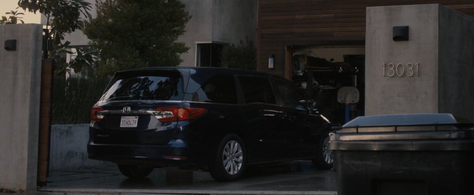 IMCDb.org: 2018 Honda Odyssey [RL6] in "Afraid, 2024"