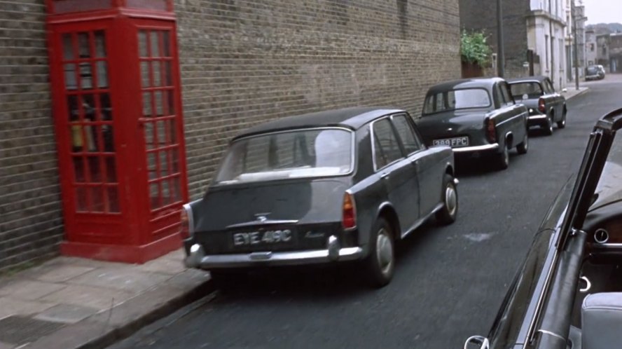 IMCDb.org: 1965 Austin 1100 MkI [ADO16] in "Blowup, 1966"