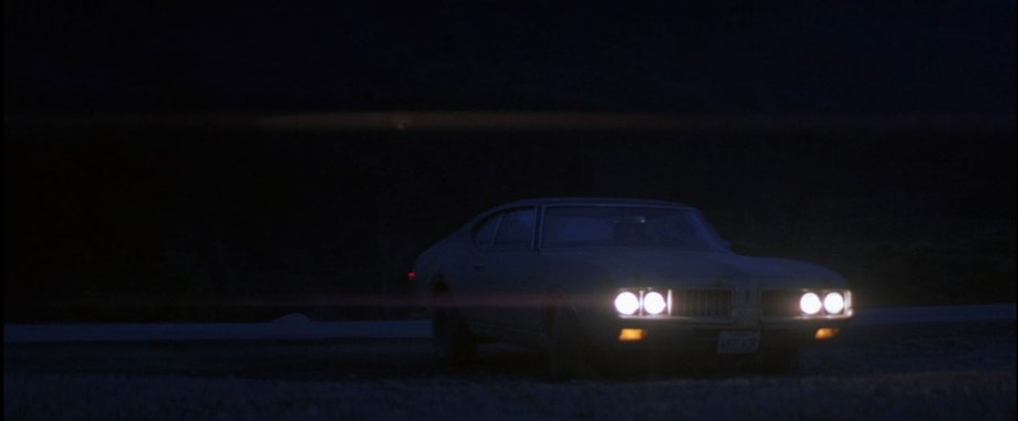 IMCDb.org: 1969 Oldsmobile Cutlass Supreme Holiday Coupe in "The Pledge ...