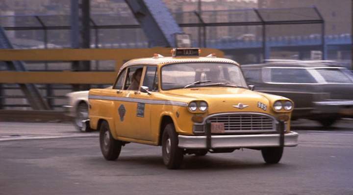 IMCDb.org: 1974 Checker Taxicab [A11] in "Gloria, 1980"