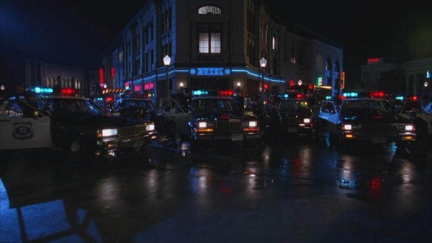 IMCDb.org: 1987 Chevrolet Caprice 9C1 in "The Mask, 1994"