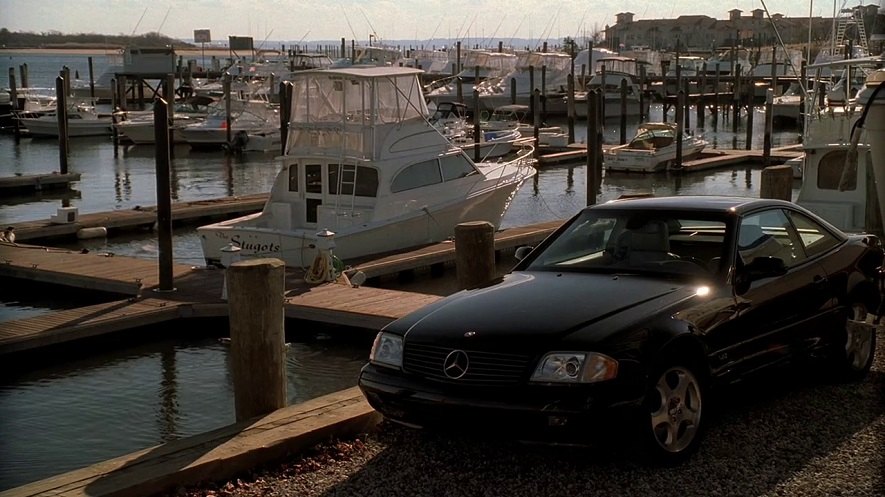 IMCDb.org: 2000 Mercedes-Benz SL 600 [R129] in "The Sopranos, 1999-2007"