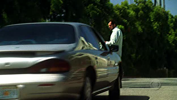 IMCDb.org: 1996 Pontiac Bonneville SE in "CSI: Miami, 2002-2012"