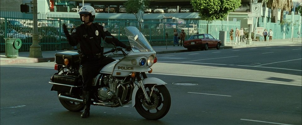 K Z 1 000 Police
