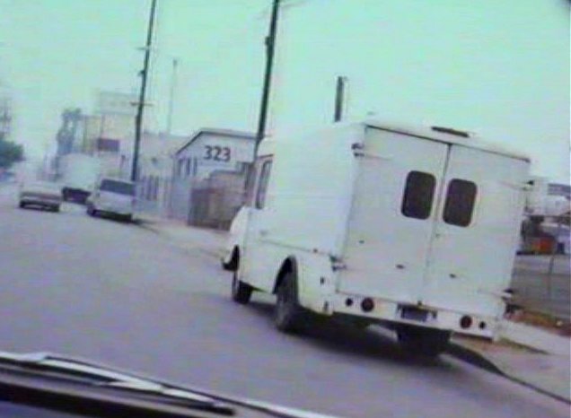 IMCDb.org: Chevrolet Step-Van [P-30] in "Ghetto Blaster, 1989"