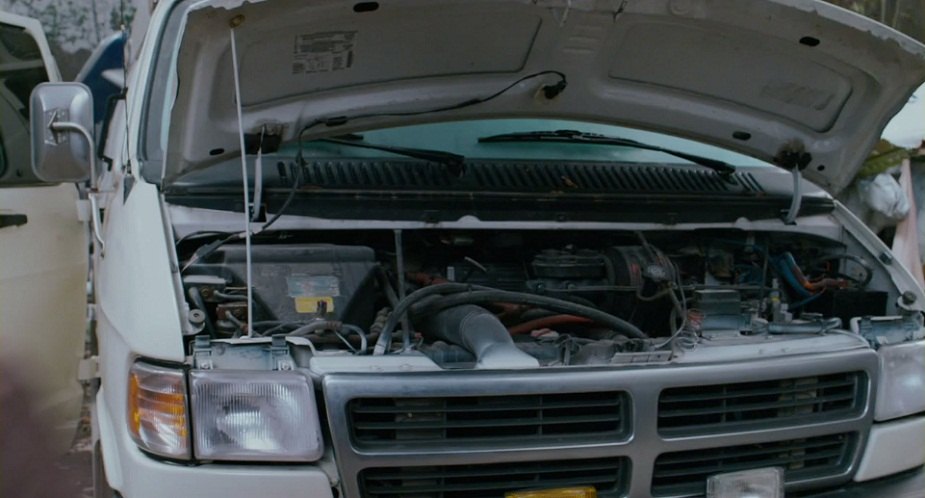 IMCDb.org: 1994 Dodge Ram Van in "Scary Movie 4, 2006"