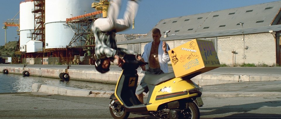 IMCDb.org: Peugeot SV 50 in "Taxi, 1998"