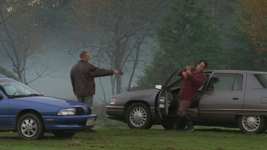 IMCDb.org: 1994 Cadillac DeVille in "The X Files, 1993-2002"
