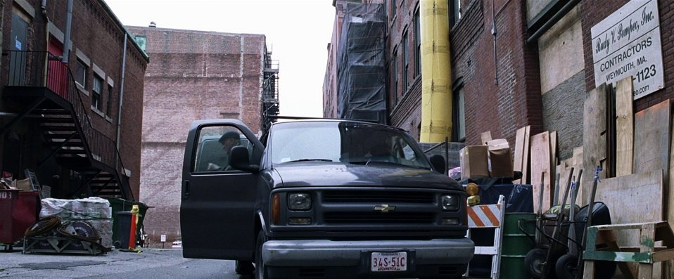 IMCDb.org: 1996 Chevrolet Express [GMT600] in "The Departed, 2006"