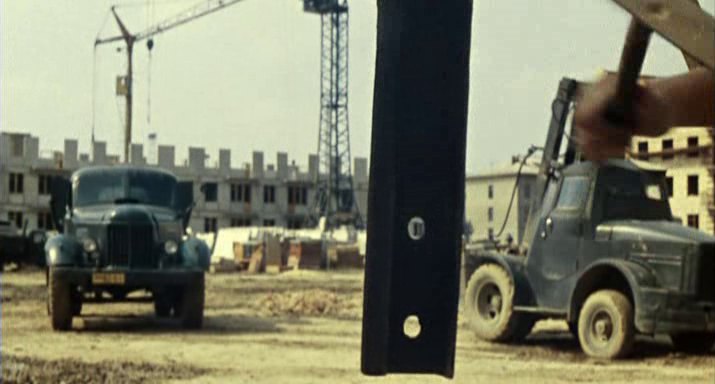 IMCDb.org: 1953 LZA 4006 in "Operatsiya Y i drugiye priklyucheniya ...