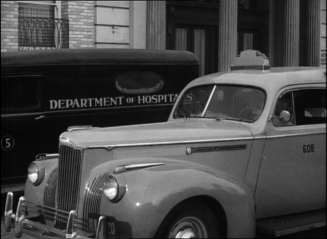 IMCDb.org: 1941 Packard One-Ten Taxicab [1900-1482A] in "Alias Boston ...