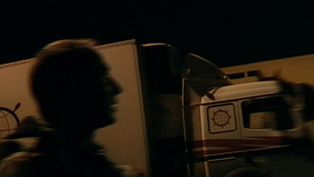 IMCDb.org: 1994 Mercedes-Benz [SK] in "Halbe Treppe, 2002"