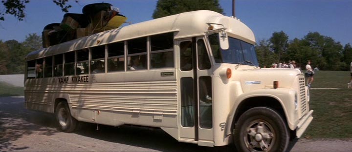 IMCDb.org: International Harvester Loadstar Superior in "Ernest Goes to ...