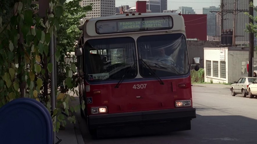IMCDb.org: 1991 New Flyer D 40 in "The X Files, 1993-2002"