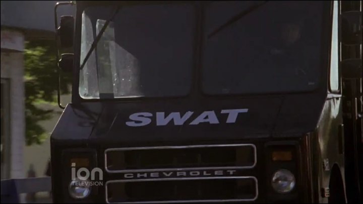 IMCDb.org: Chevrolet Step-Van in "Psych, 2006-2014"